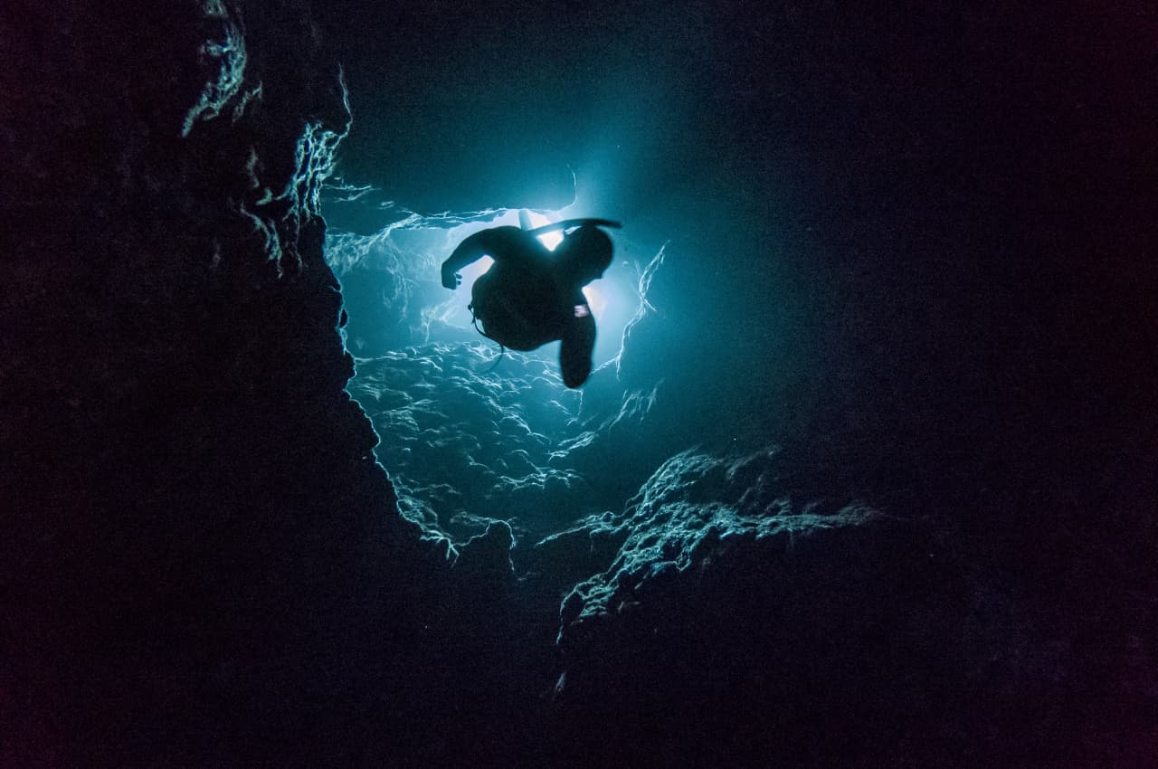 How to Dive into the Lord’s Prayer for a Deeper Prayer Life – Onword ...